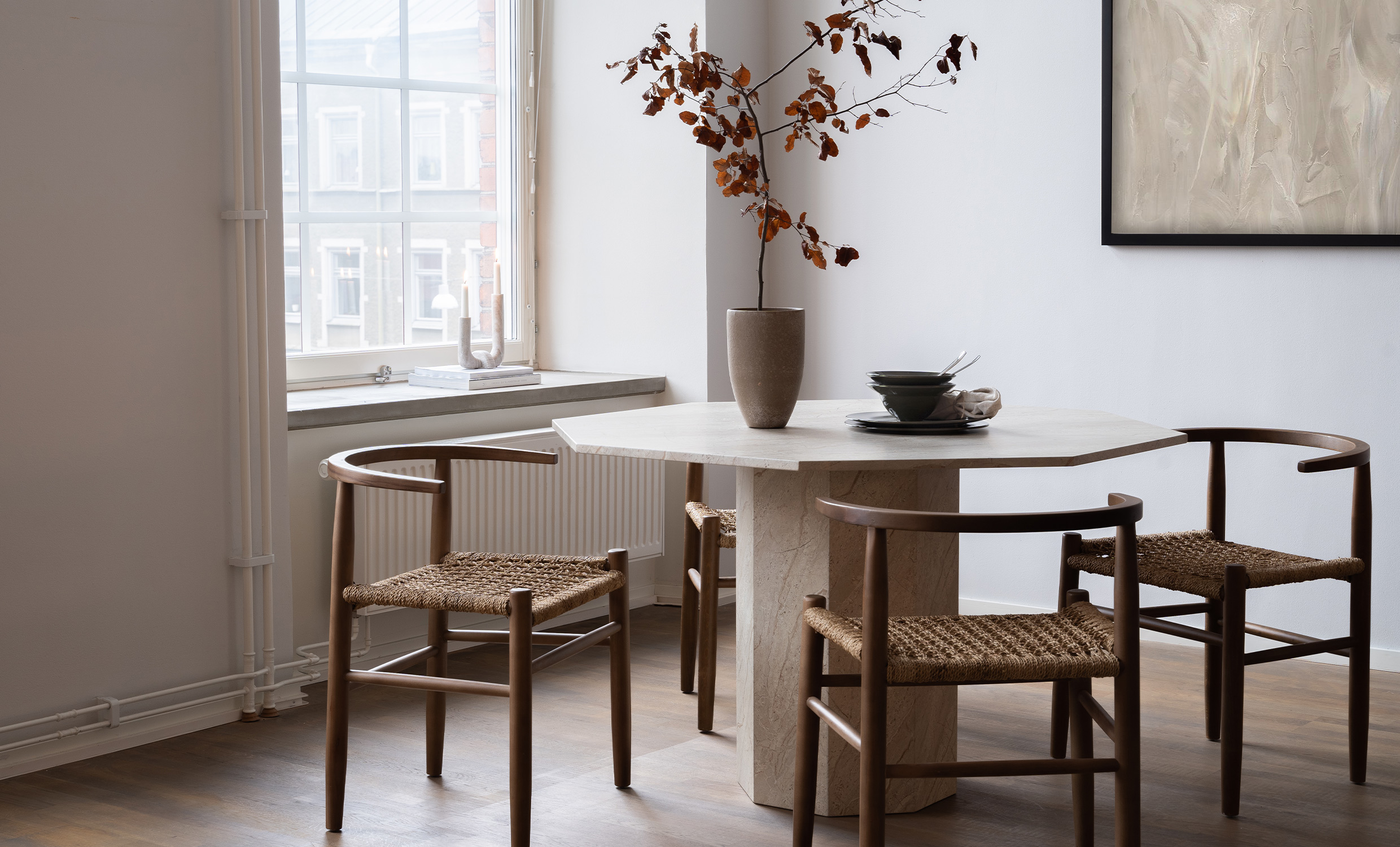 Runt matbord | Köp runda matbord hos SoffaDirekt